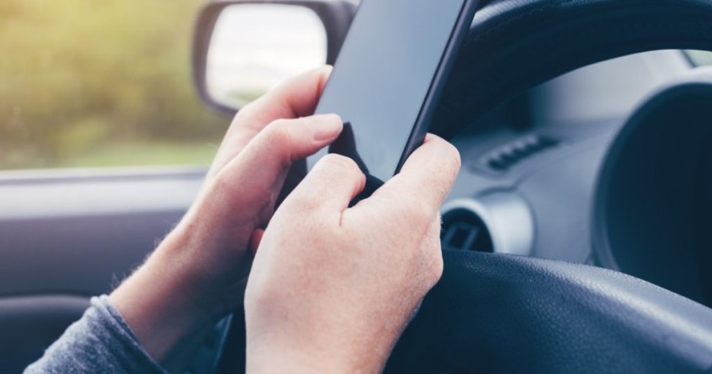 What are the Main Distractions in Distracted Driving Accidents?